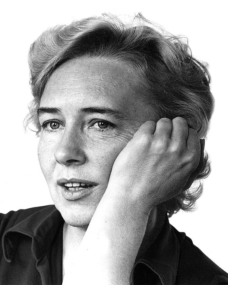 Bodil Kjær — Spotti